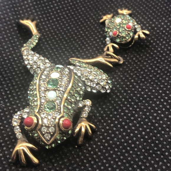 Heidi Daus | Jewelry | Heidi Daus Hanging By A Toad Pin Brooch Vintage ...